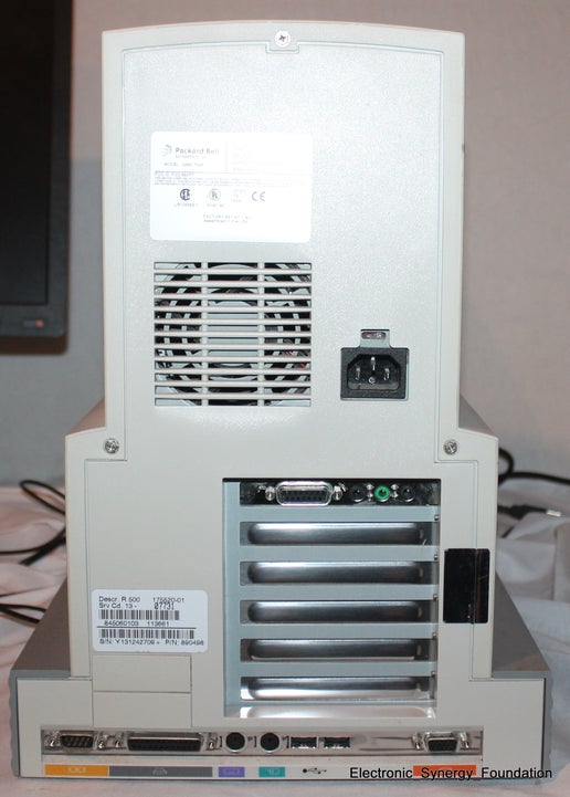 Packard Bell 1402S Color CRT Monitor (14″) + Multimedia R500 Windows 95 ...